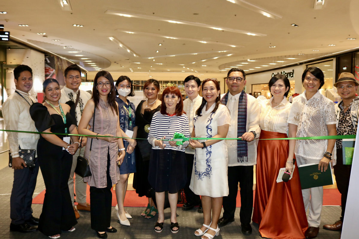 Value+Able: Muwebles na sumasagisag sa panukdulang katangian ng ...